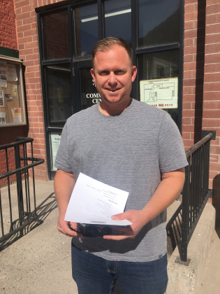 Roads boss quits - News